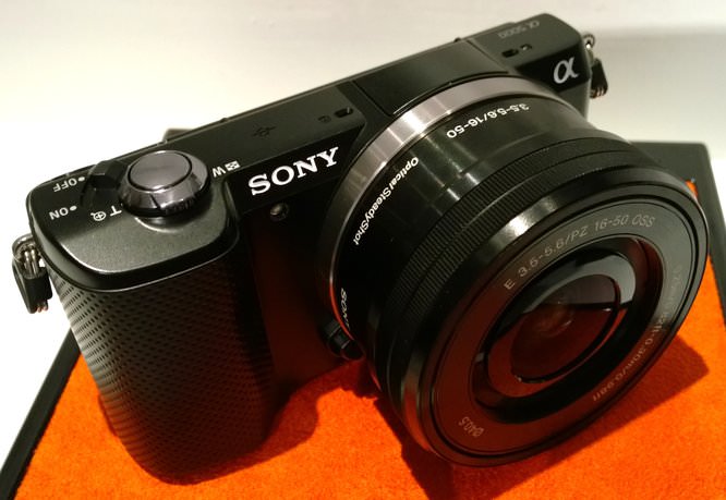 Sony Alpha ILCE-5000 Full Review